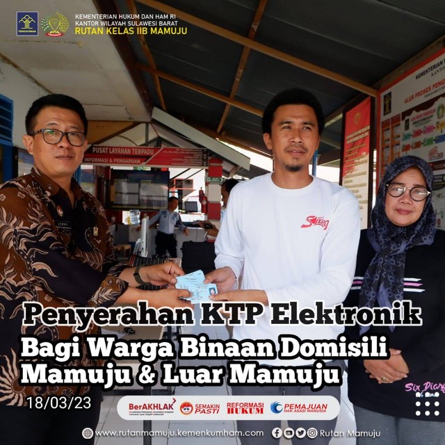 Penyerahan KTP Elektronik bagi WBP Berdomisili Kabupaten Mamuju Maupun Luar | kumparan.com