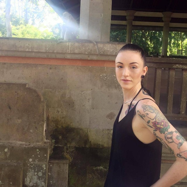 Sosok Amy Louise Bowerman: Perempuan di Balik Megahnya Konser Blackpink ...