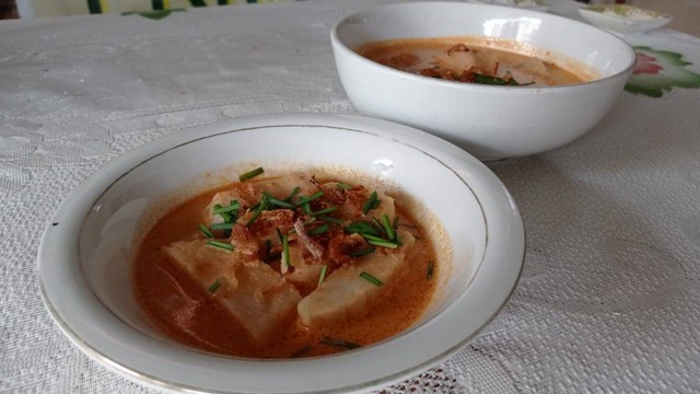 Resep Menu Buka Puasa Aman Kolesterol, Laksan Kuah Susu | kumparan.com