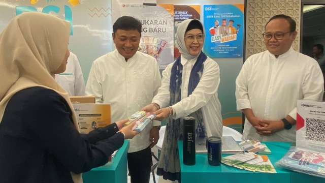 BSI Siapkan Uang Tunai Rp 37,6 T untuk Lebaran 2023 | kumparan.com