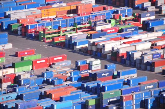 Dropship: Pengertian, Manfaat, dan Batasannya | kumparan.com