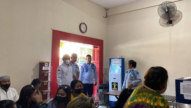 Pastikan Pelayanan Optimal, Kadivpas Tinjau PTSP Rutan Kelas I ... Pastikan Pelayanan Optimal, Kadivpas Tinjau PTSP Rutan Kelas I ...