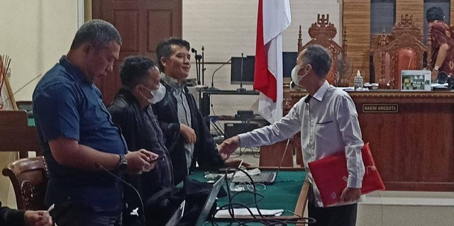 Rektor Unila Baru Disebut Turut Titip Anak Masuk Universitas Lampung Tahun 2021 | kumparan.com