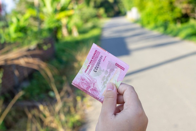 UMR Denpasar 2023, UMR Gianyar 2023, dan UMR Badung 2023 | kumparan.com