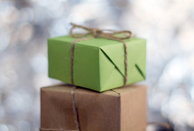 8 Ide Hadiah Ultah Untuk Istri Yang Menyentuh Hati