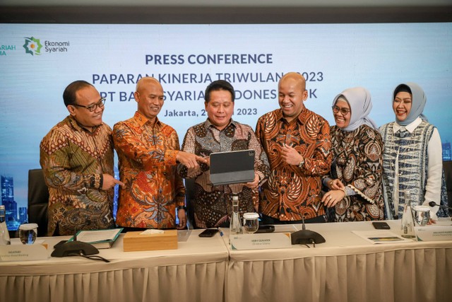 Foto: Bank Syariah Indonesia Paparkan Kinerja Keuangan Kuartal I 2023 | kumparan.com