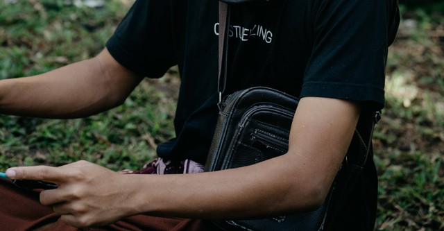 5 Cara Memainkan Gendang Berdasarkan Jenisnya | kumparan.com
