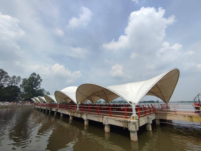 Rekomendasi Liburan: Menyapa Wajah Baru Situ Cipondoh yang Tampil Makin ...
