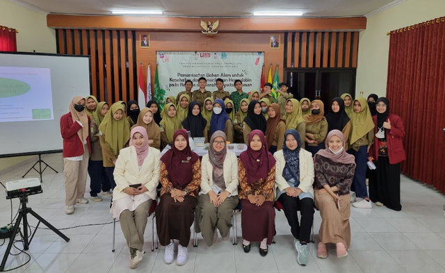 Dosen UMY Lakukan Penyuluhan Pemanfaatan Bahan Alam Untuk Kesehatan ...