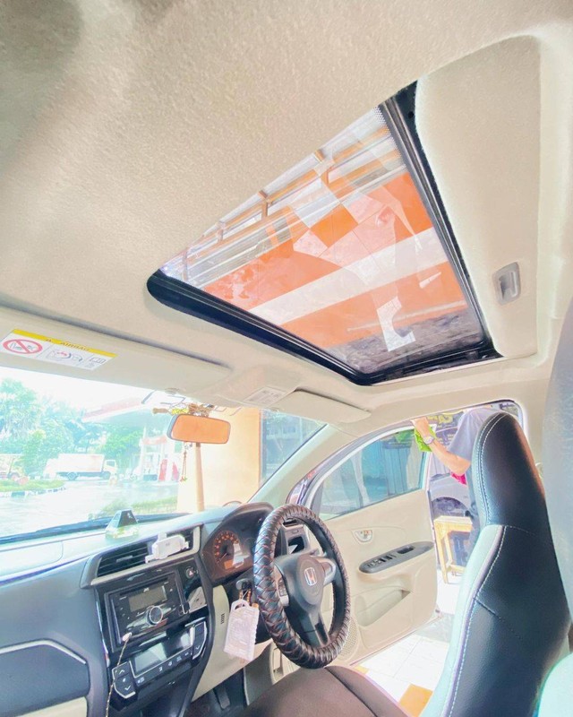 Honda Brio Bisa Tambah Sunroof, Harga Mulai Rp 10 Juta | kumparan.com