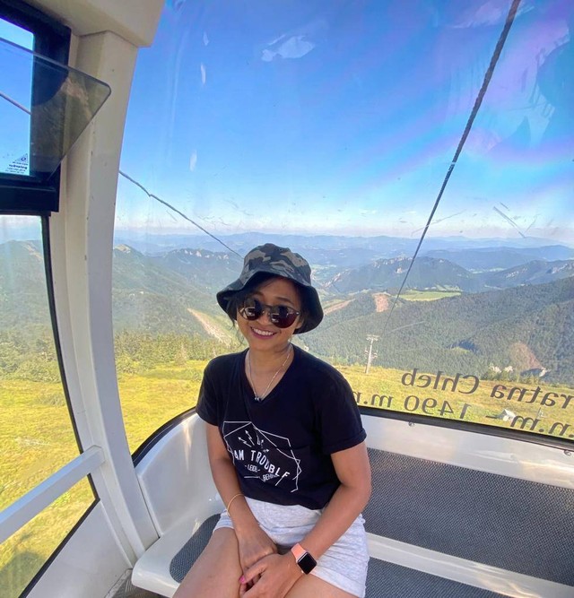 Mendaki Gunung Lewati Lembah ke Puncak Velky Krian di Slowakia ...