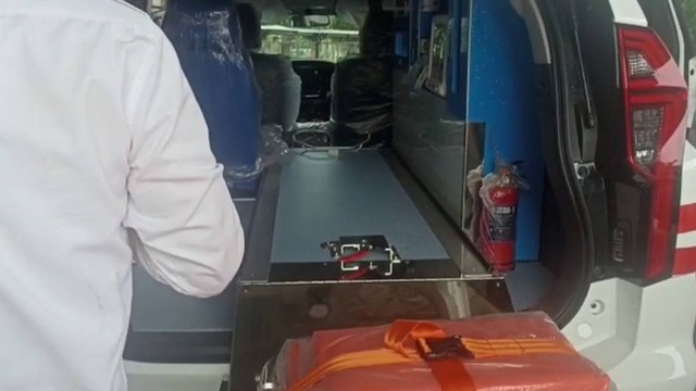 Begini Penampakan Interior Ambulans Pajero Sport Milik DPRD Banten ...