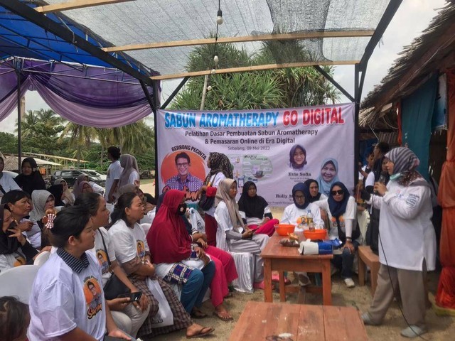 OK OCE GAN Ciptakan Peluang Usaha Lewat Pelatihan Sabun Warga Sebalang ...