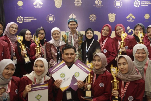 Prodi Psikologi UM Bandung Tunjukkan Prestasi Gemilang di IPCOM IV 2023 | kumparan.com