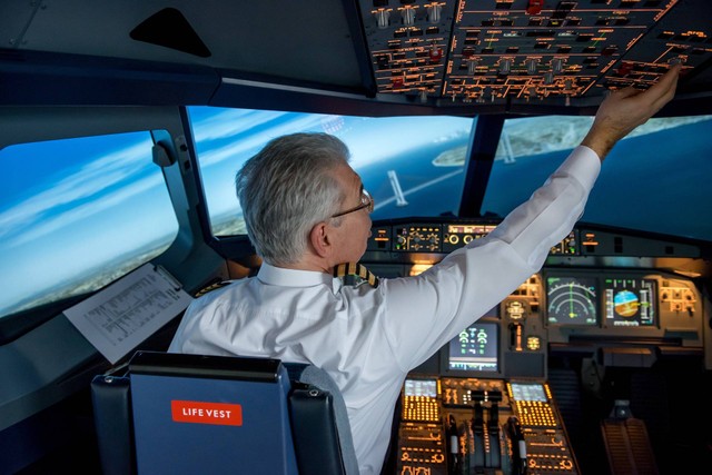 Pilot Domestik Artinya Apa? Ini Penjelasan dan Jenis-jenis Pilot ...
