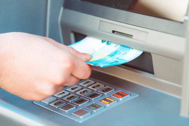 Cara Transaksi tanpa Kartu BCA di MyBCA dengan Mudah | kumparan.com