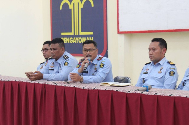 Kalapas Jember Sampaikan Hal ini dalam Pertemuannya dengan Para Warga Binaan | kumparan.com