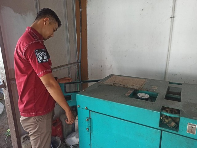 Rutan Kelas I Surakarta Rutin Lakukan Pemeliharaan Instalasi Listrik dan Genset | kumparan.com