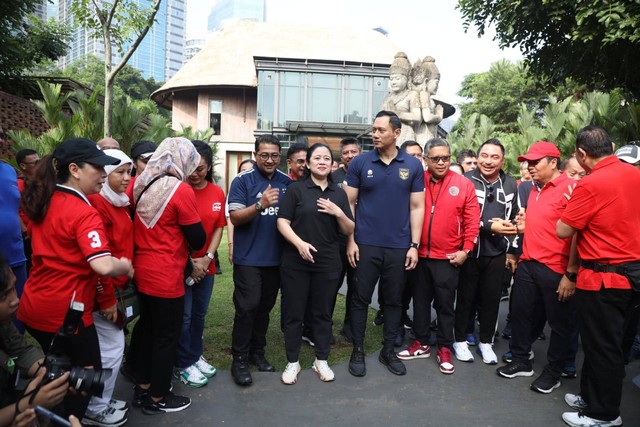 Puan dan AHY Bertemu di Hutan Kota GBK | kumparan.com Puan dan AHY Bertemu di Hutan Kota GBK | kumparan.com