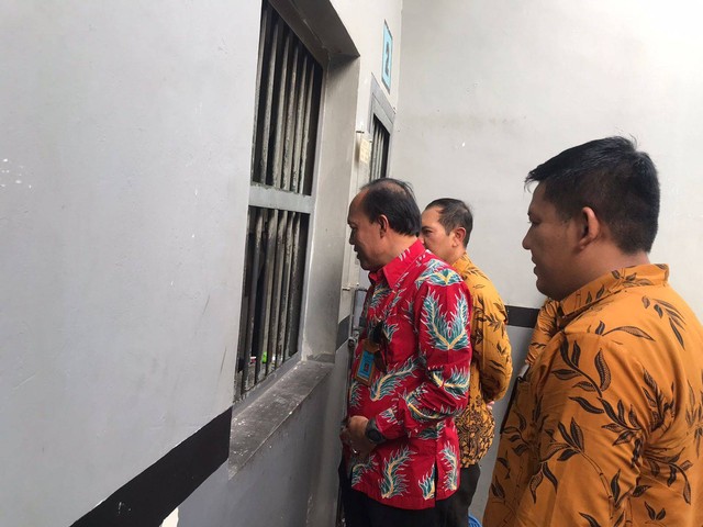 Kadiv Pemasyarakatan Ajak Pegawai Lapas Slawi Jaga Integritas Dengan ... Kadiv Pemasyarakatan Ajak Pegawai Lapas Slawi Jaga Integritas Dengan ...