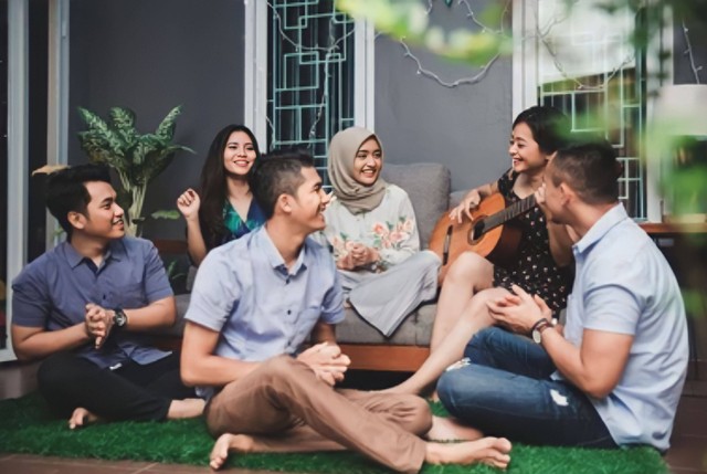 Mendukung dan Memotivasi: Pentingnya Teman dalam Menghadapi Tantangan ...