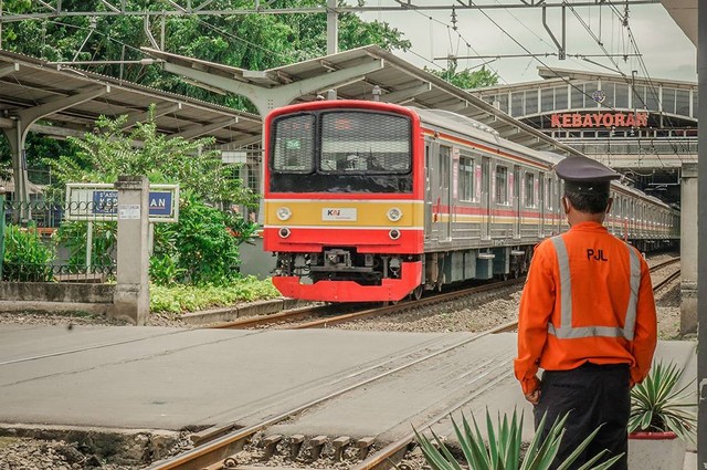 Informasi Rute Commuter Line Terbaru 2023 dan Harga Tiket | kumparan.com
