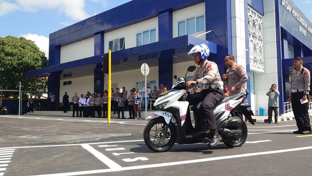 Polres Bantul Usul Konsep Baru Uji Praktik Bikin SIM Tanpa Zig-zag dan ... Polres Bantul Usul Konsep Baru Uji Praktik Bikin SIM Tanpa Zig-zag dan ...