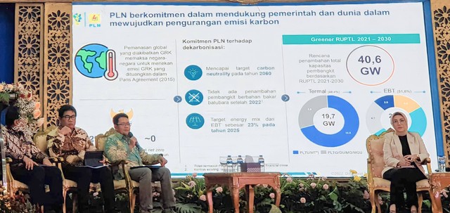 PLN UID S2JB Raih Penghargaan sebagai Perusahaan Pendukung Inovasi Energi | kumparan.com