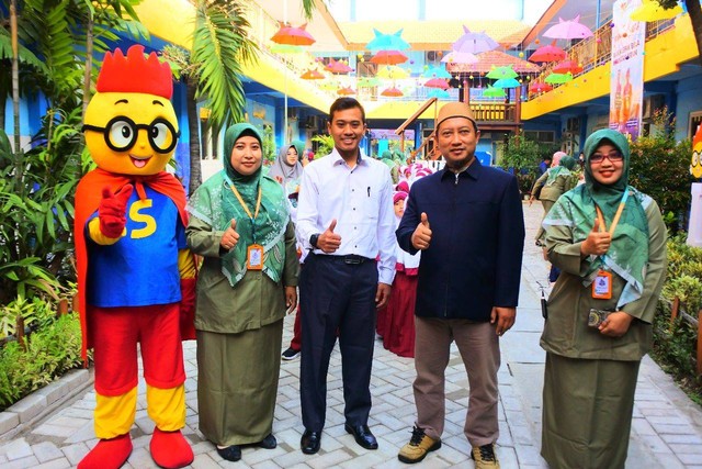 Semarak MPLS Bertabur Balon Keceriaan | kumparan.com