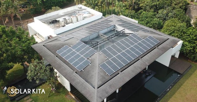 Pemasangan PLTS Atap Oleh SolarKita: Solusi Energi Terbarukan Di ...