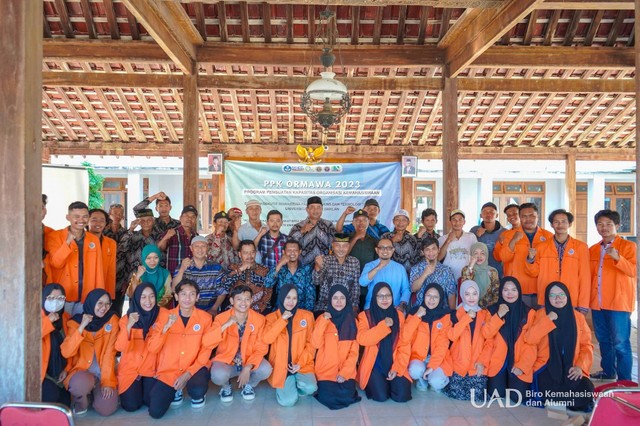 Melalui Program PPK Ormawa, BEM FAST UAD Siap Wujudkan Desa Tanggap Iklim | kumparan.com