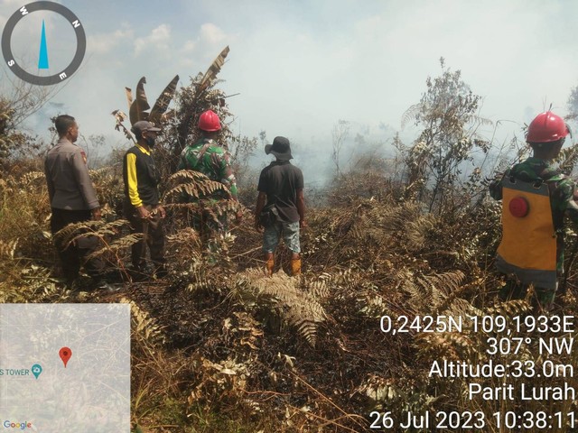 Karhutla di Segedong Kian Meluas, Water Bombing Dikerahkan untuk ... Karhutla di Segedong Kian Meluas, Water Bombing Dikerahkan untuk ...