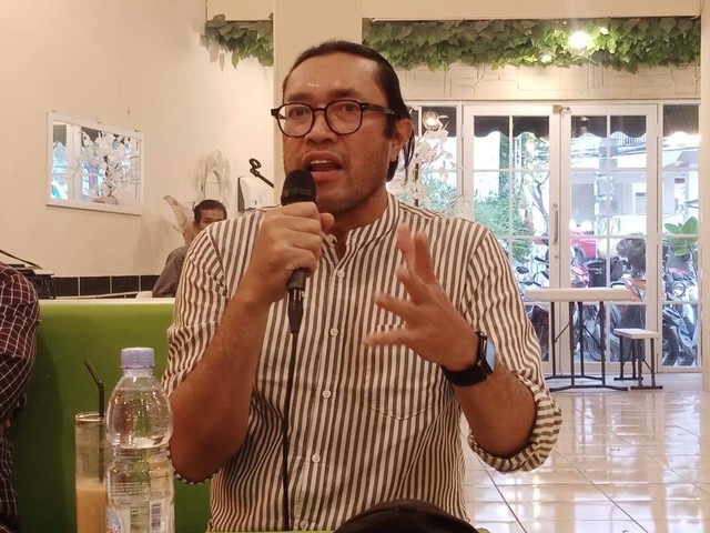 Ono Surono Ungkap Target PDIP di Jabar pada 2024, Hasil Survei hingga ...