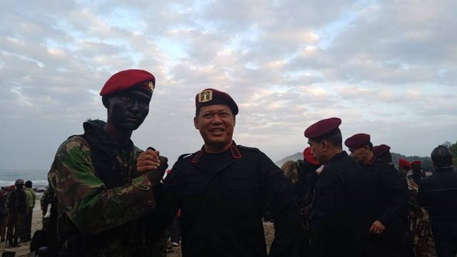 Bentuk Sinergitas Kalapas Batu Hadir Dalam Upacara Pembaretan Prajurit KOPASSUS | kumparan.com