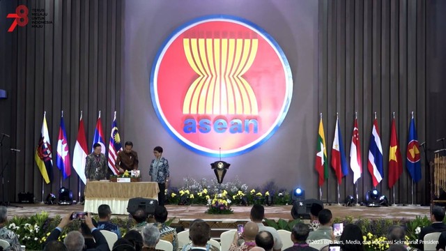 Jokowi: ASEAN Harus Jadi Epicentrum of Growth yang Beri Manfaat | kumparan.com