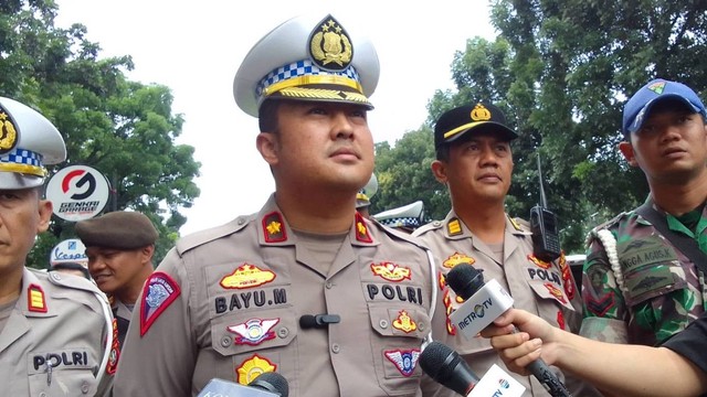 Polisi: Pemotor Lawan Arah di Lenteng Agung Terancam Pidana 1 Tahun ...