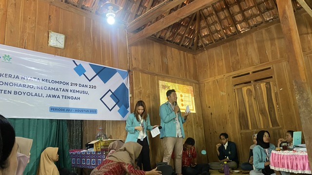 Mahasiswa KKN UNS Gelar Sosialisasi Gizi Seimbang di Desa Wonoharjo, Boyolali | kumparan.com