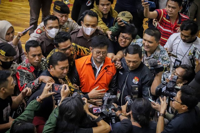 KPK Panggil Sespri Sekjen hingga Kepala TU Kementan Terkait Korupsi SYL Dkk | kumparan.com