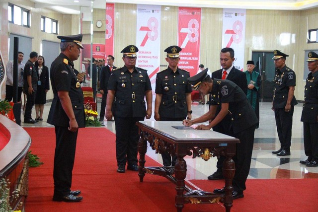 3 UPT Anyar Beroperasi, Kakanwil Kemenkumham Jateng Lantik Pejabat Baru ...