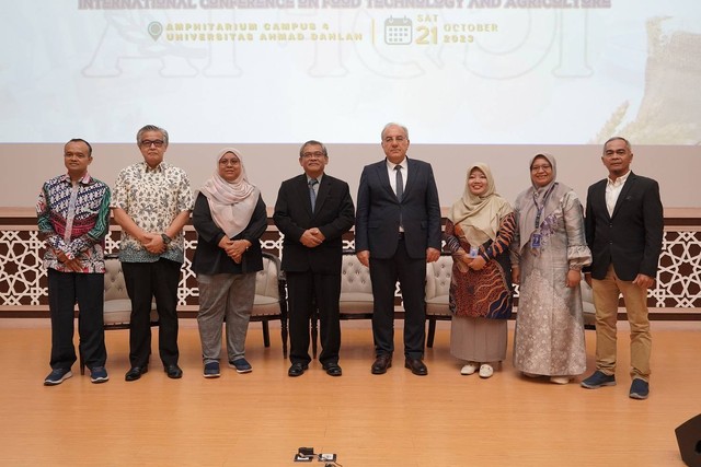 Prodi Tekpang UAD Gandeng Pakar dari Berbagai Negara pada Seminar ...