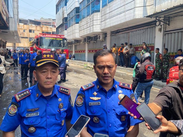 Ruko di Pasar Tengah, Bandar Lampung, Kebakaran, Ada Suara Ledakan - Lampung Geh News