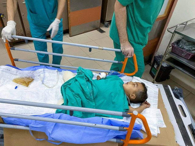Bukti Israel Kejam: Balita Palestina Hilang Orang Tua dan Kaki ... Bukti Israel Kejam: Balita Palestina Hilang Orang Tua dan Kaki ...