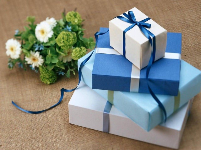 Mengenal Receiving Gifts, Love Language Suka Memberi Hadiah | kumparan.com