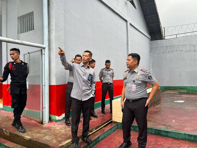 Upaya Kemenkumham Sulbar Tingkatkan Kinerja Jajaran Rutan Pasangkayu ... Upaya Kemenkumham Sulbar Tingkatkan Kinerja Jajaran Rutan Pasangkayu ...