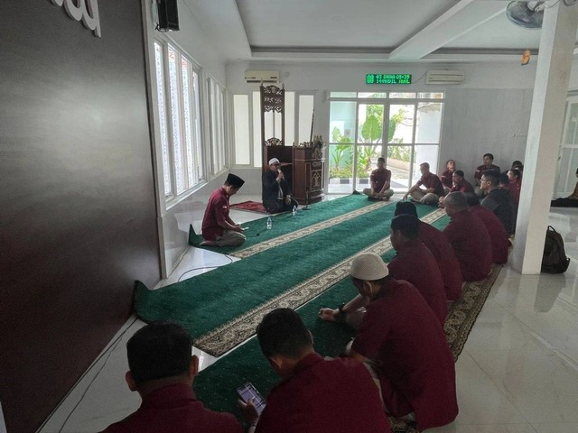 Syukur Membawa Kebahagiaan | kumparan.com