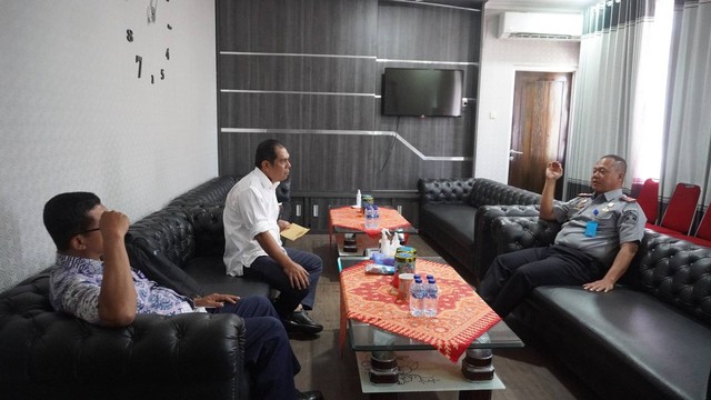 Perkuat Sinergi, Lapas Batu terima kunjungan Kantor Kesyahbandaran Dan ... Perkuat Sinergi, Lapas Batu terima kunjungan Kantor Kesyahbandaran Dan ...