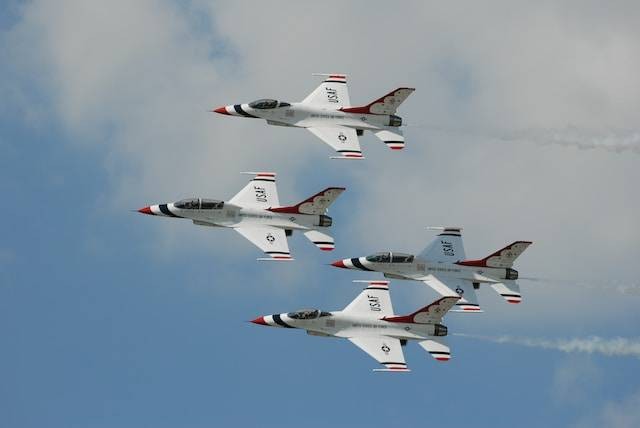 Tujuan Dwikora Lengkap dengan Latar Belakangnya | kumparan.com