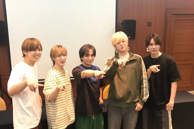 Raffi Ahmad Kolaborasi dengan Boyband Jepang Pari Pari | kumparan.com