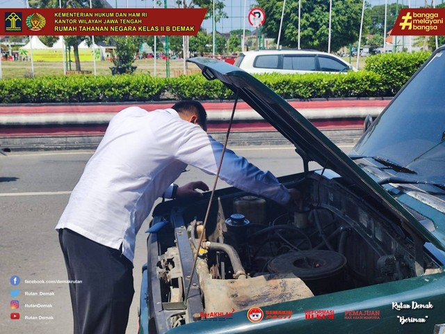 Pastikan Armada Dinas Kondisi Optimal, Rutan Demak Lakukan Pengecheckan Berkala | kumparan.com