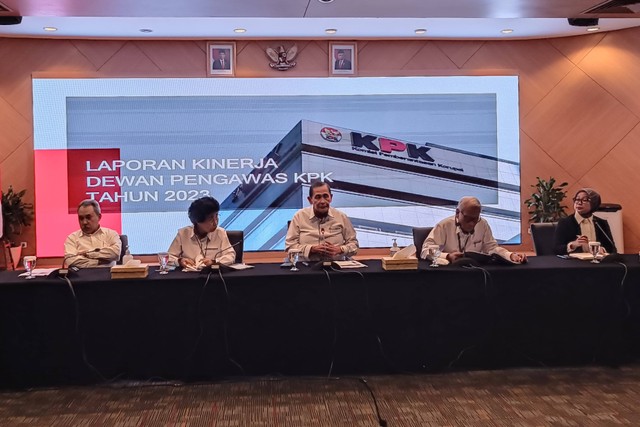 Sidang Etik yang Sedang Diproses Dewas KPK: Kasus Tetangga-Laporan Sawit Watch | kumparan.com
